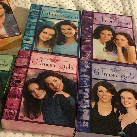 Media | Gilmore Girls Dvd Set Season 17 | Poshmark